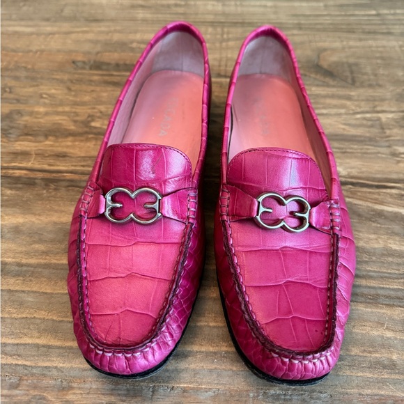 Escada | Shoes | Escada 9 Designer Pink Crocodile Embossed Leather ...